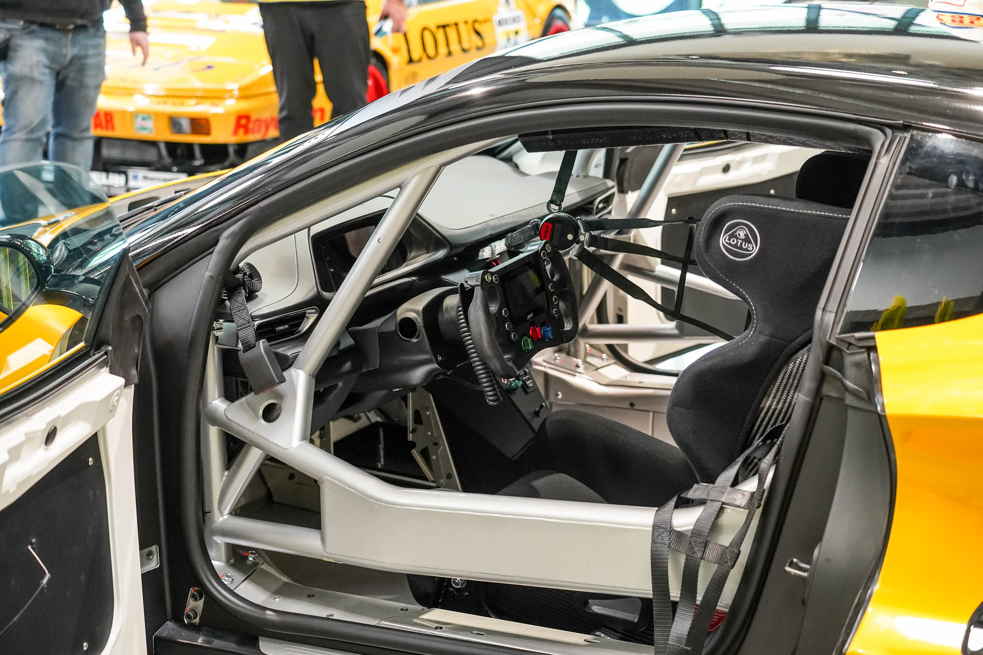 Roll Cage: Types, DIY Installation, Costs, Dangers, Pros & Cons